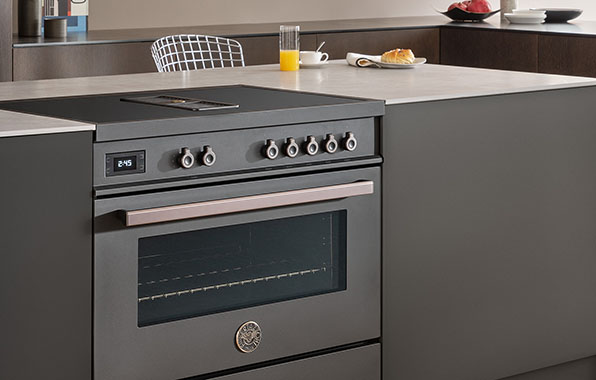 Bertazzoni Professional 90 Induction Air-Tec Carbonio Range Cookers ...