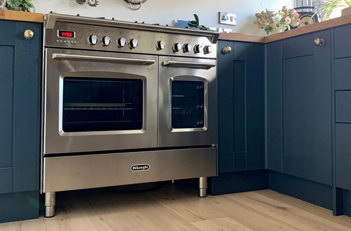 Range Cookers with Free UK Delivery from the Range Cooking Experts